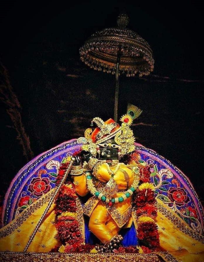 Shri Radha Raman Temple Vrindavan, Story, Timing, Photos, Location ...