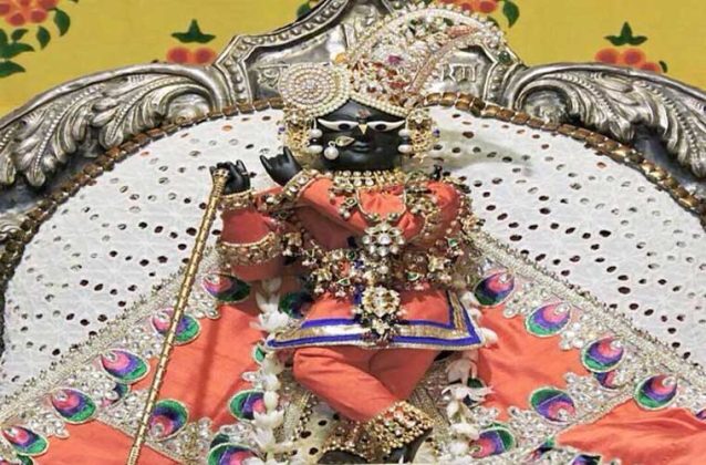 Shri Radha Raman Temple Vrindavan, Story, Timing, Photos, Location ...